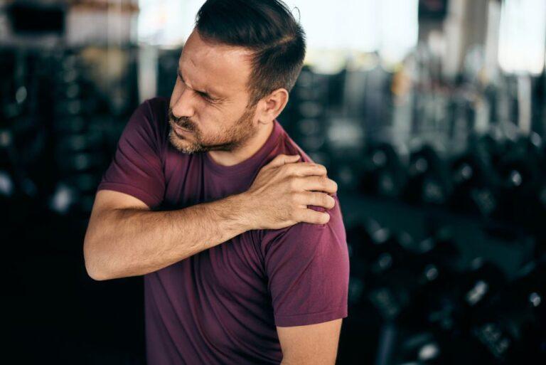 AC Joint Sprain: Guide to Shoulder Recovery | Motion Orthopaedics
