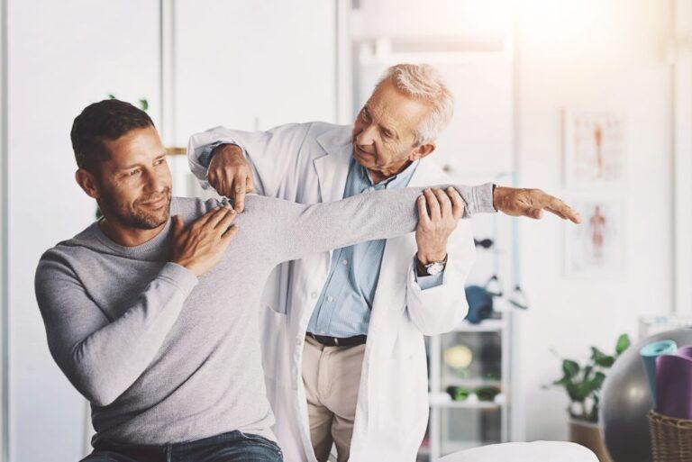 Can You Sprain Your Shoulder? | Motion Orthopaedics